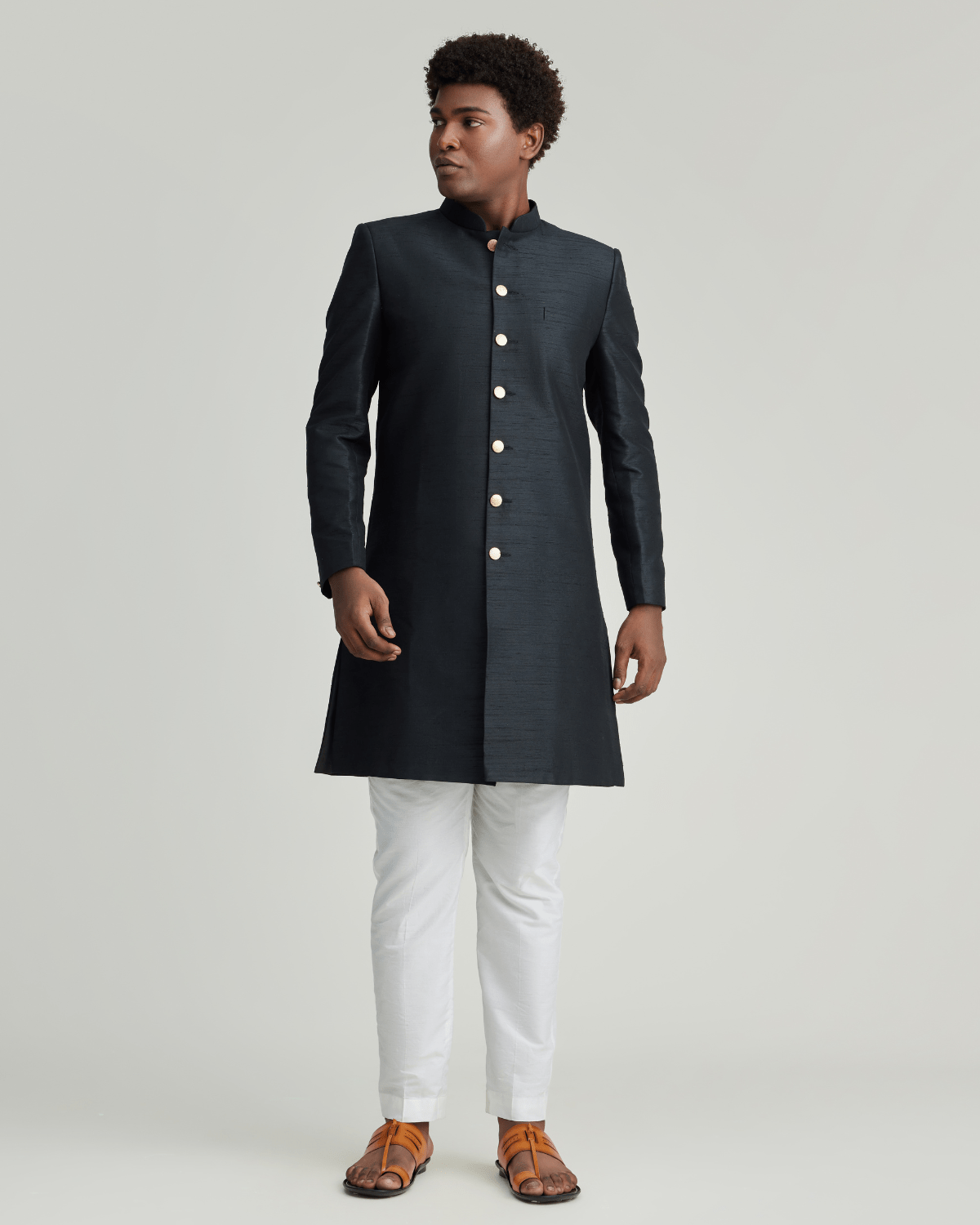 Kiaan Sherwani – holiCHIC